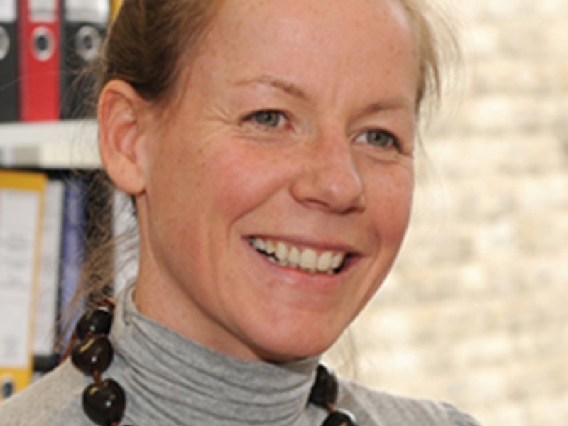 AstraZeneca formally admits that its COVID-19 vaccine can cause rare ...