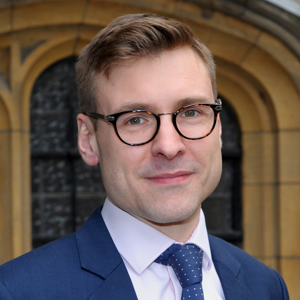 Settlement for soldier who had to leave the Army after leg injury he ...