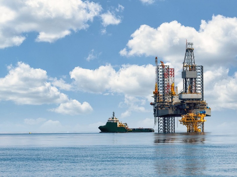 Six-figure settlement secured for injured oil-rig worker | Leigh Day